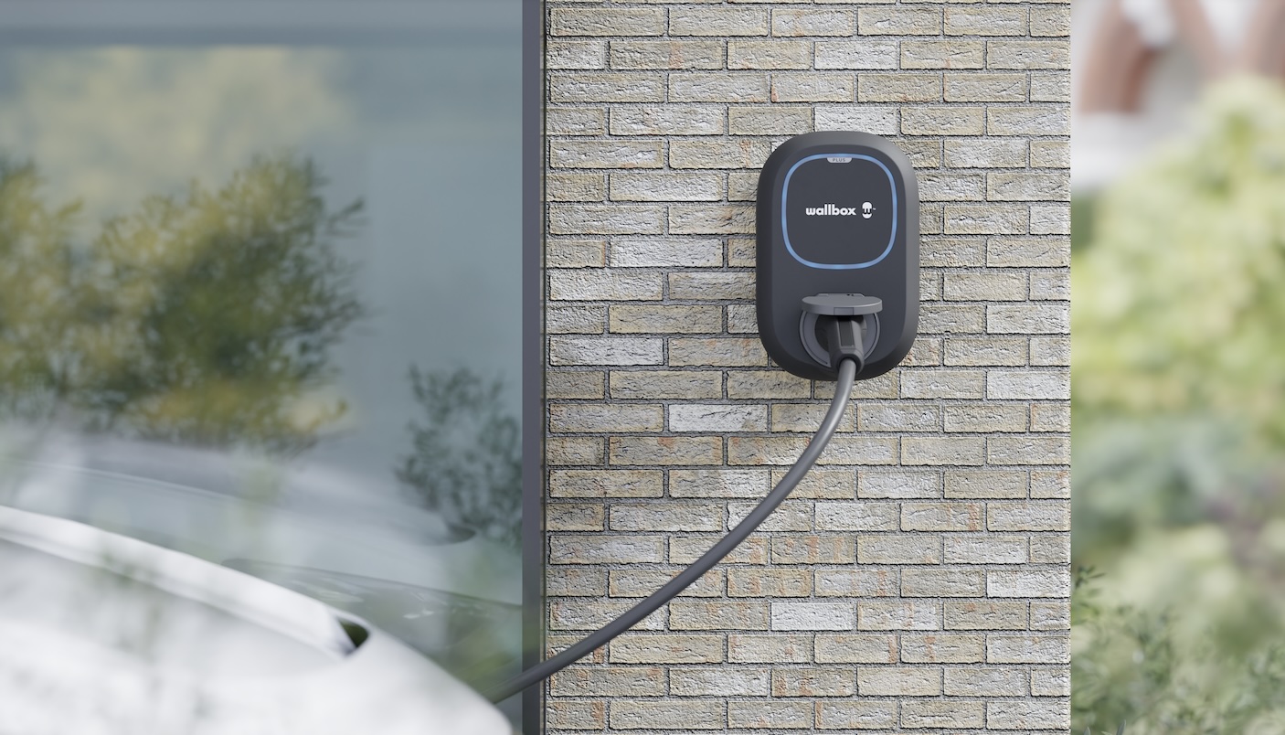 Mémento Paris - Wallbox lance le Pulsar Plus Socket en France